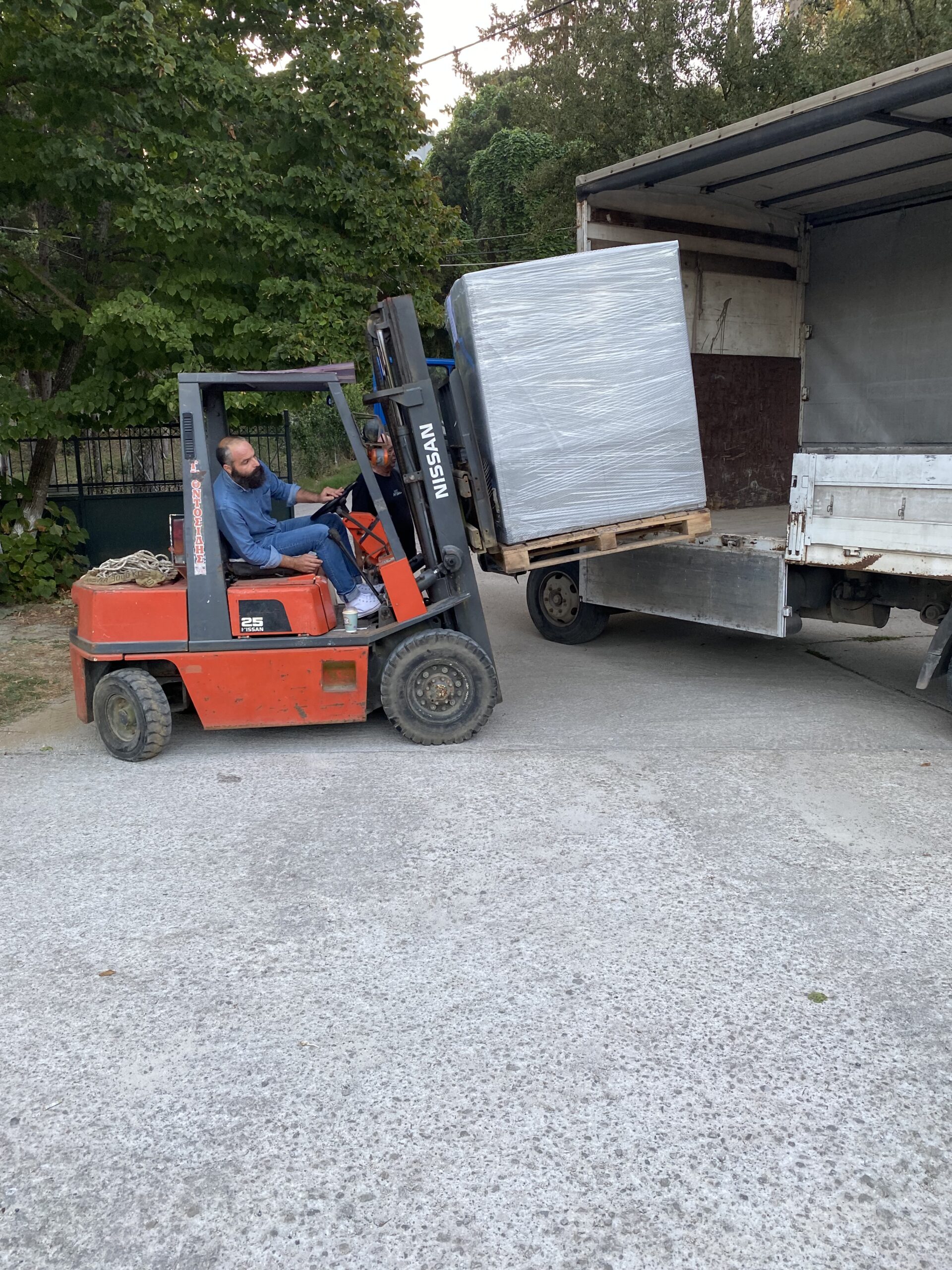 ΠΑΡΑΔΟΣΗ ΕΠΑΓΓΕΛΜΑΤΙΚΟΥ ΕΞΟΠΛΙΣΜΟΥ ΣΕ ΚΑΘΑΡΙΣΤΗΡΙΟ ΣΤΑ ΧΑΝΙΑ - Laundry ...