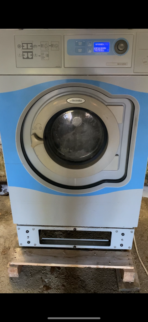 ΕΠΑΓΓΕΛΜΑΤΙΚΟ ΠΛΥΝΤΗΡΙΟ ELECTROLUX 12 ΚΙΛΩΝ - Laundry Tech Corfu